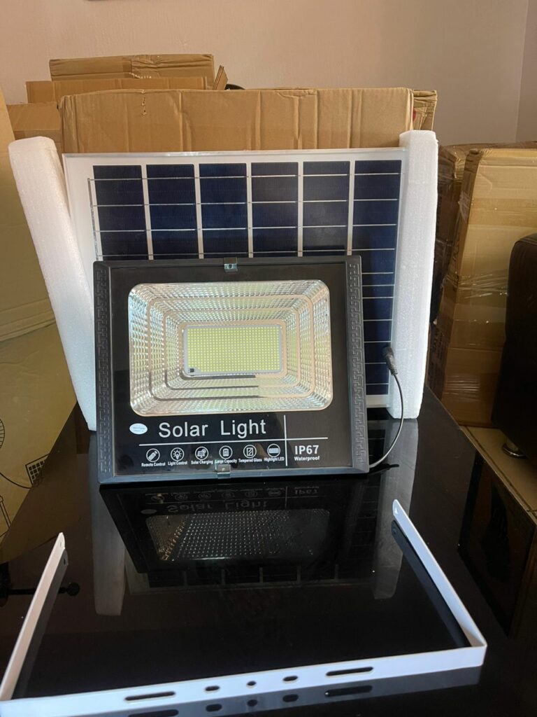 400w Solar Led Flood Light - Indoor and Outdoor - AfriShop